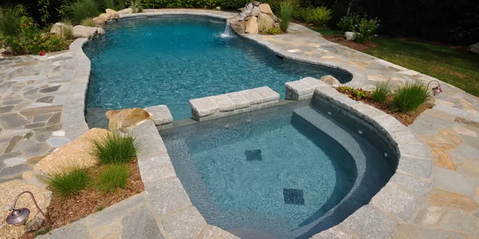 Saltwater Pools vs Traditional Pools: Which One Is Right for Your Home ...